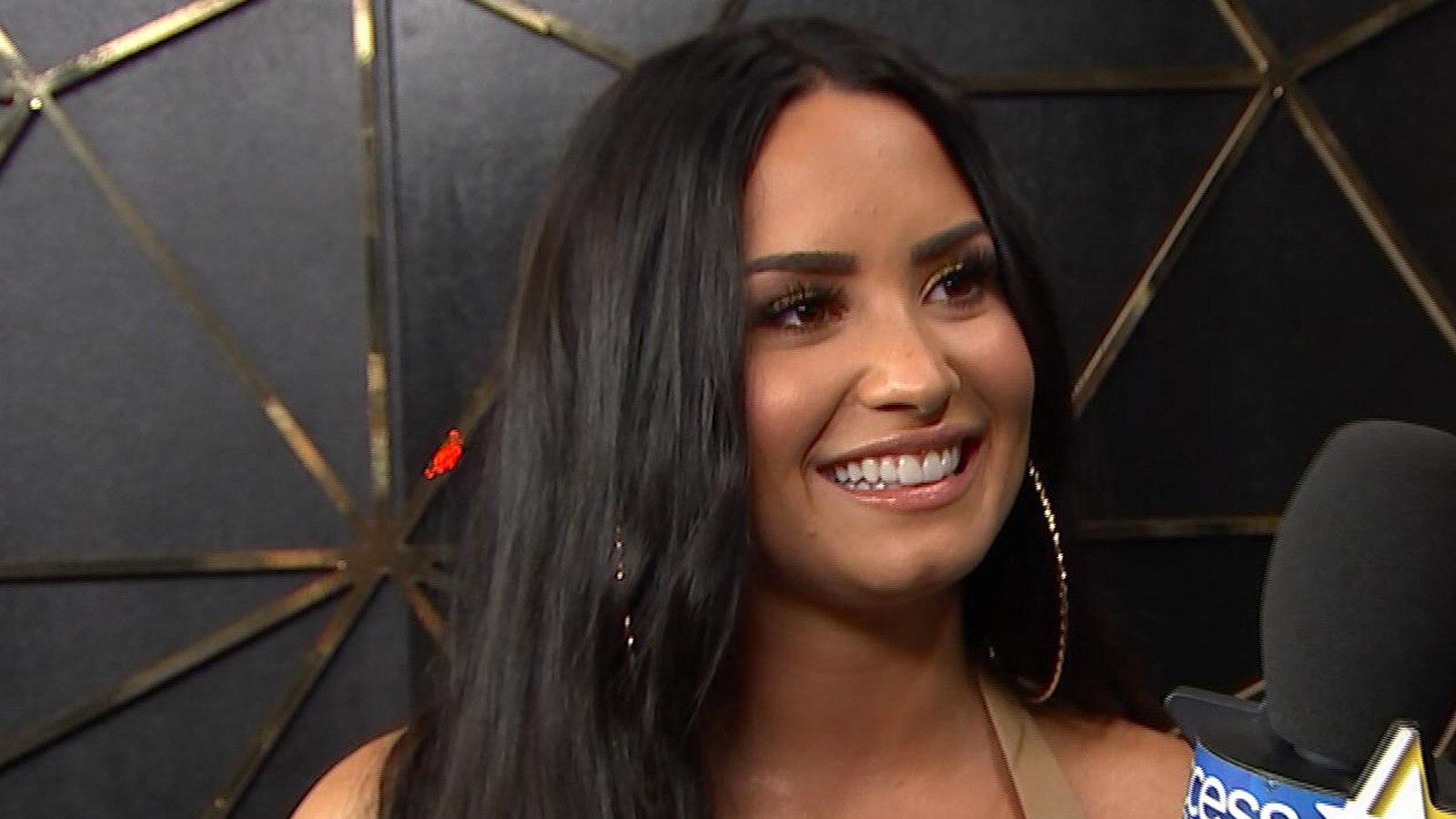 Watch Access Hollywood Interview: Demi Lovato On Wearing That Wedding ...