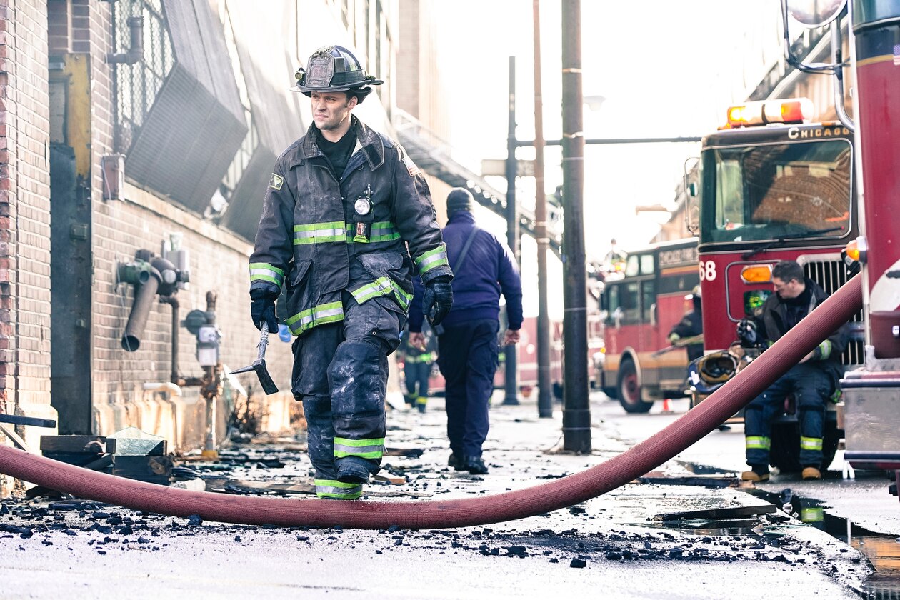 Chicago Fire: Deathtrap Photo: 2986013 - NBC.com