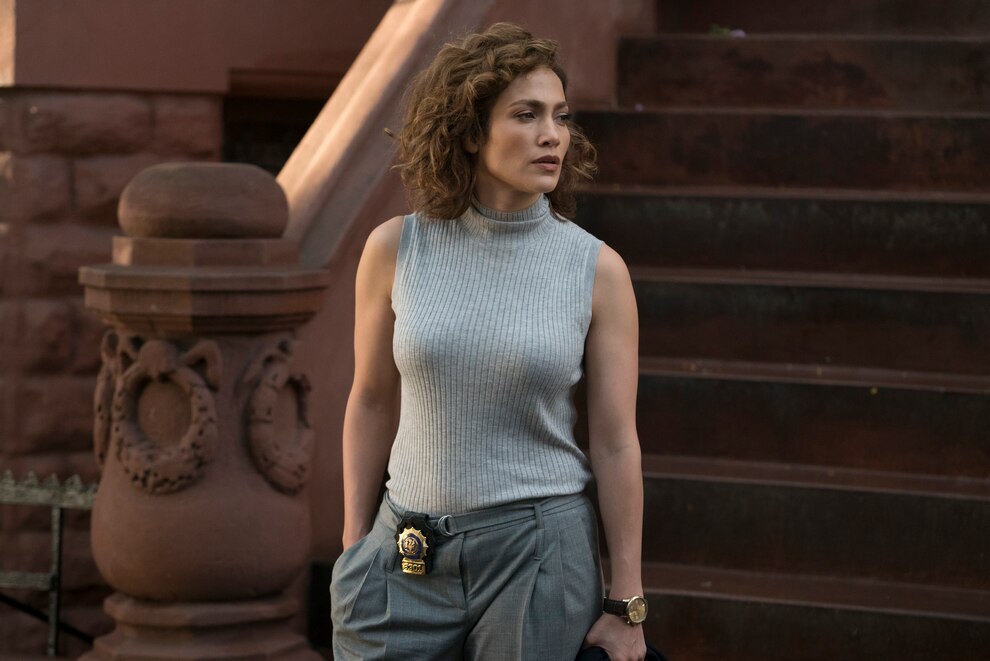 Shades of Blue: Ghost Hunt Photo: 2989589 - NBC.com