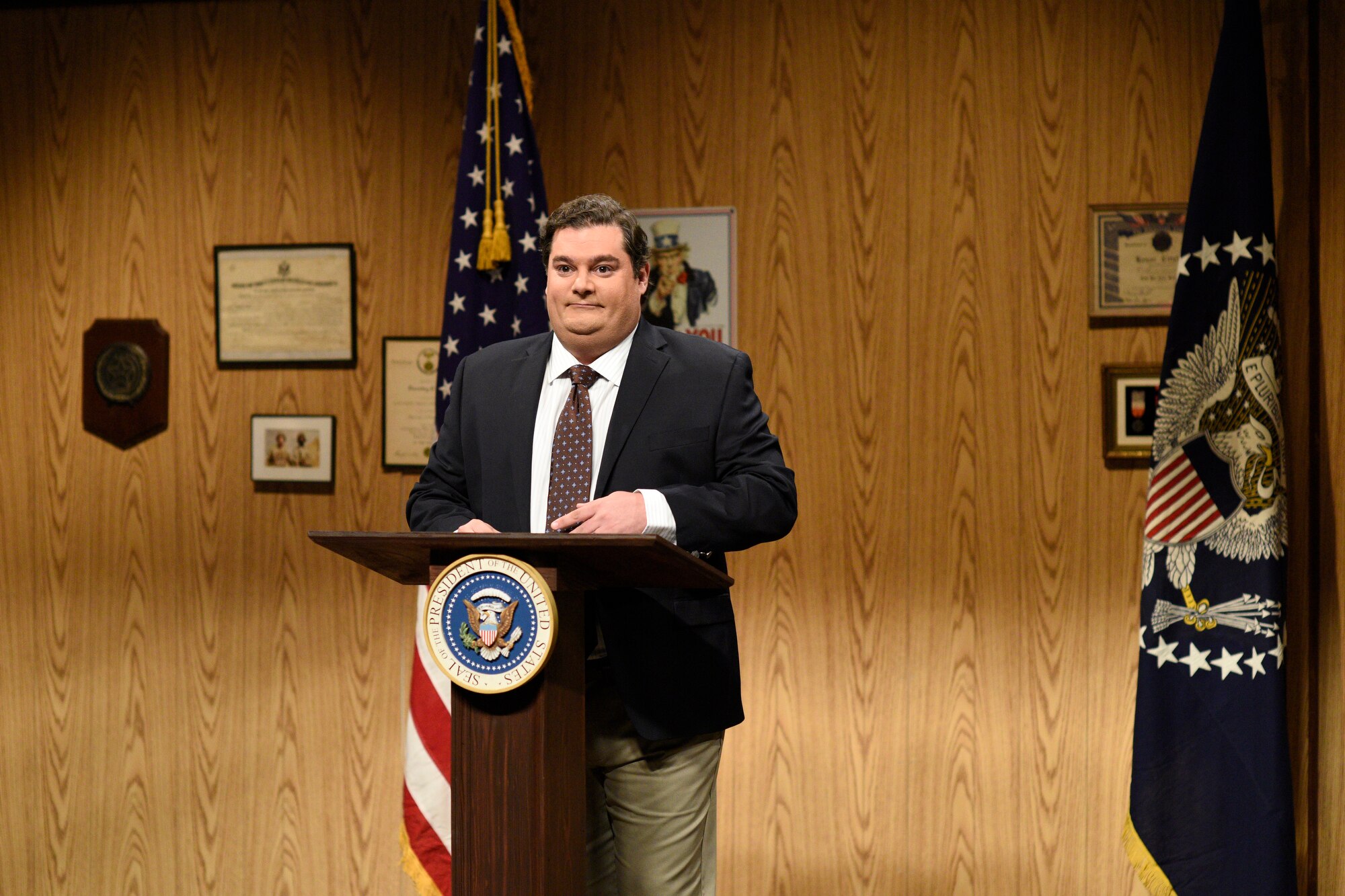 Saturday Night Live: From the Set: Louis C.K. and The Chainsmokers ...