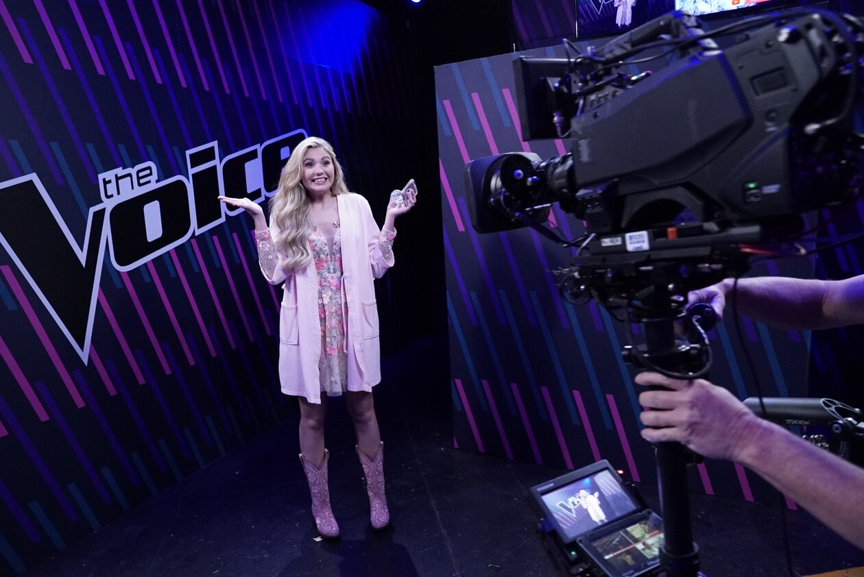 The Voice: Behind the Scenes: Live Top 10 Performances Photo: 3004983 ...