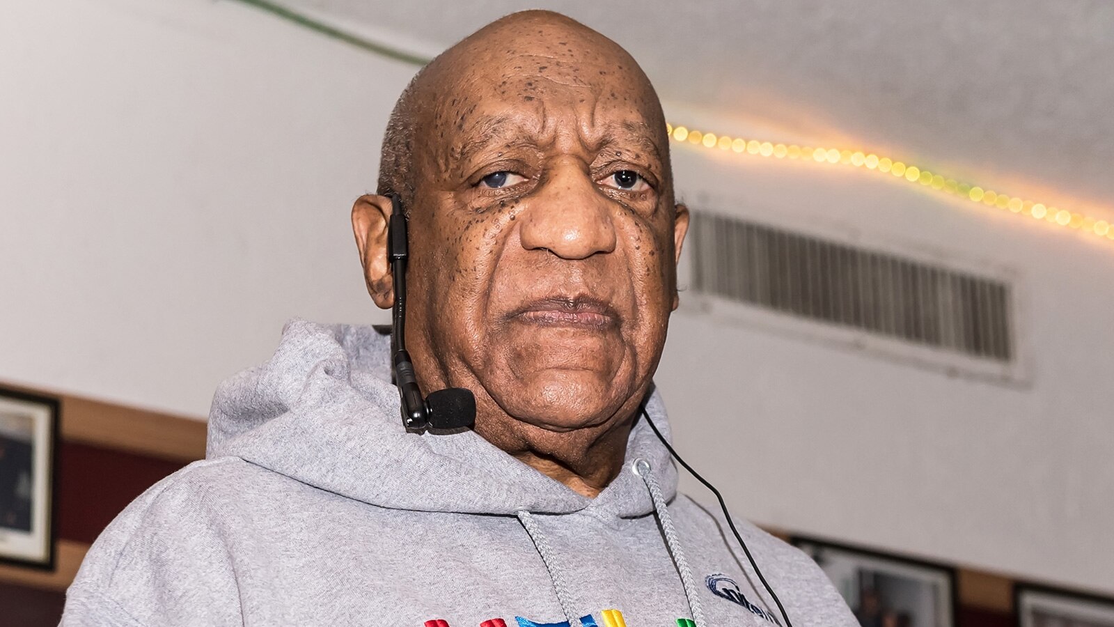 Watch Access Hollywood Interview: Bill Cosby Returns To The Stage For ...