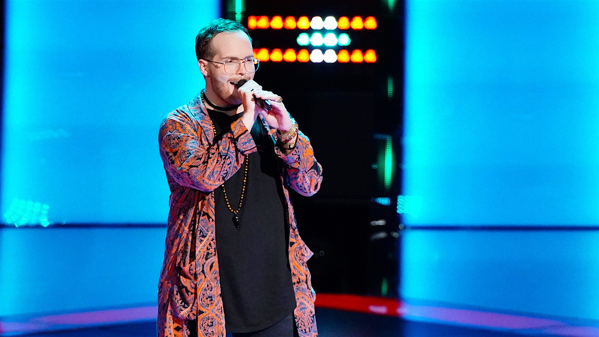 Watch The Voice Highlight: Colton Smith Blind Audition: "Alive" - NBC.com