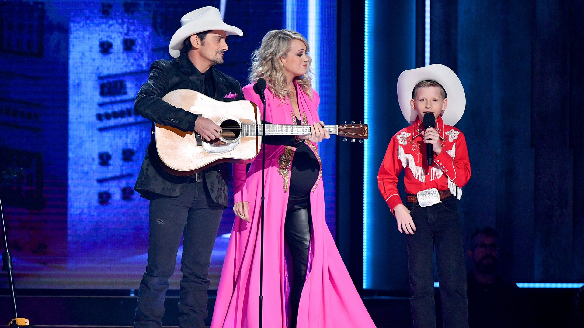 Watch Access Hollywood Interview: 2018 CMA Awards: 'Yodel Boy' Mason ...