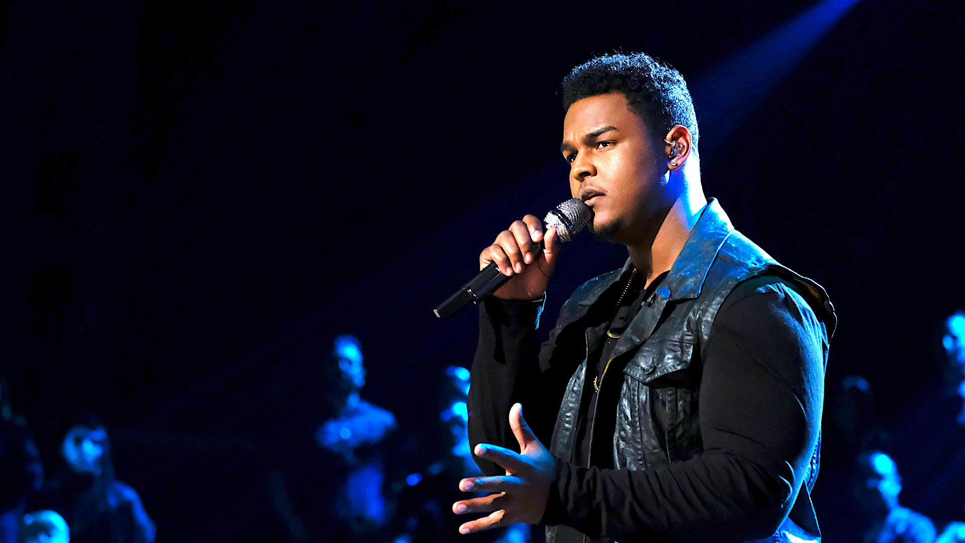 Watch The Voice Highlight: DeAndre Nico: "Take Me to the King" - NBC.com