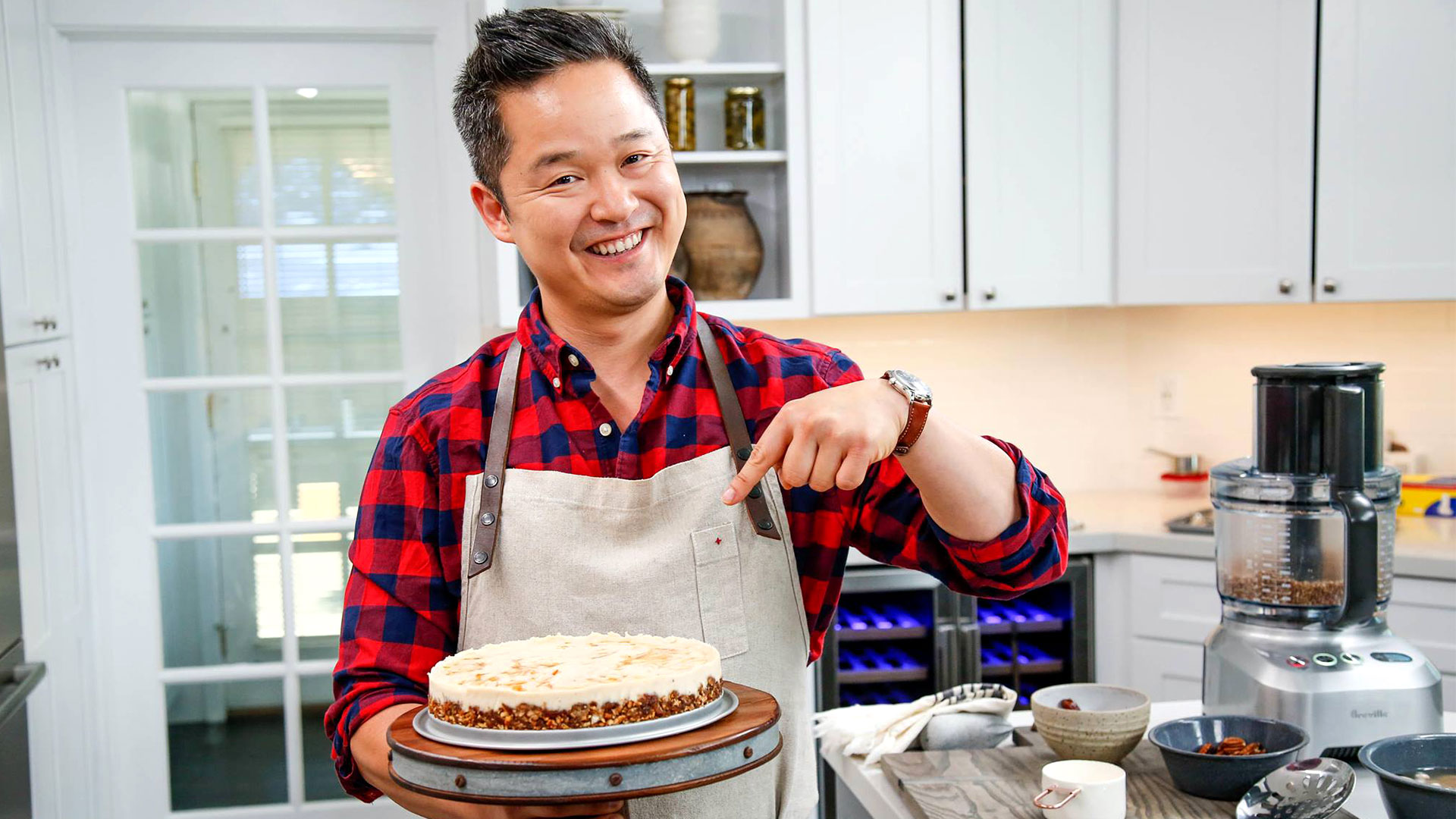 Watch Naturally, Danny Seo Episode: Kitchen and Beauty Genius - NBC.com