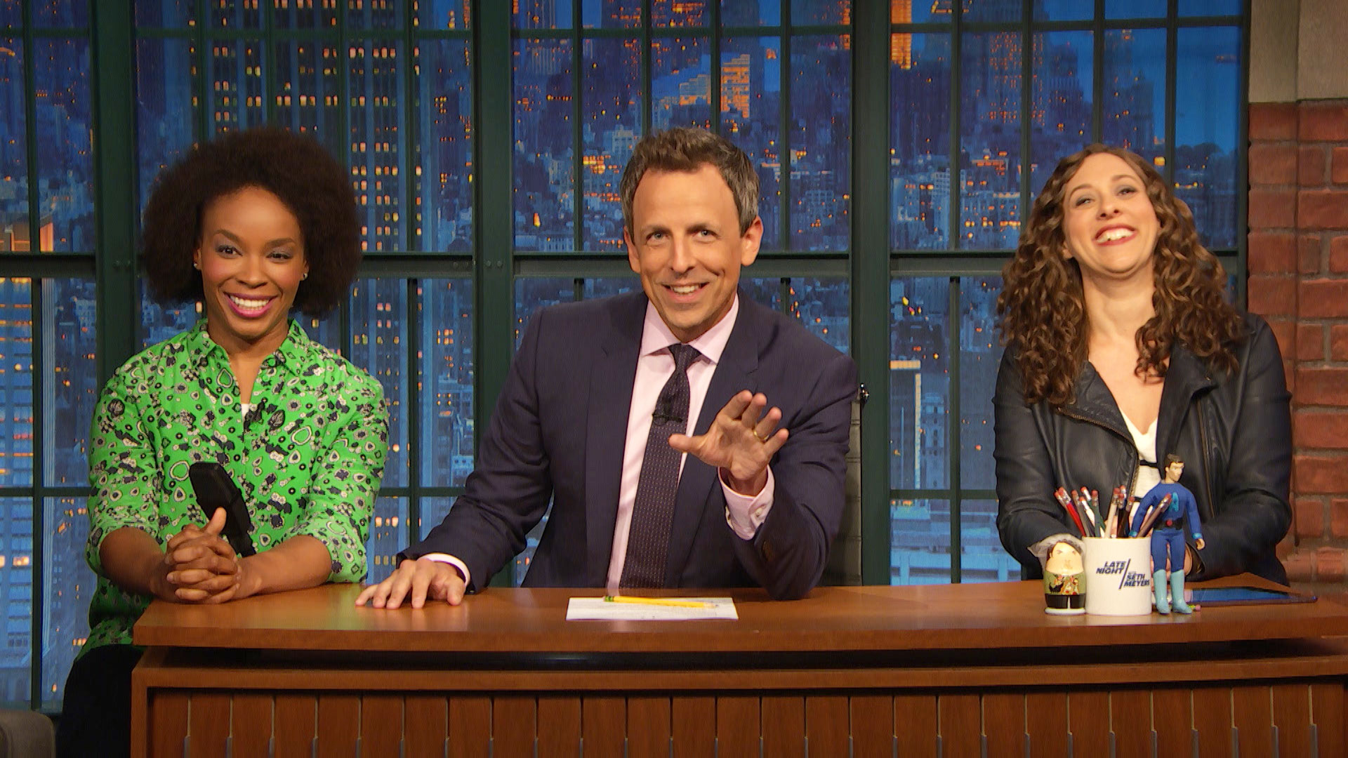 Watch Late Night With Seth Meyers Highlight Jokes Seth Cant Tell
