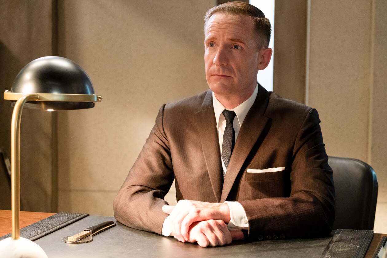 The Good Place: Chidi Sees the Time-Knife Photo: 3110169 - NBC.com