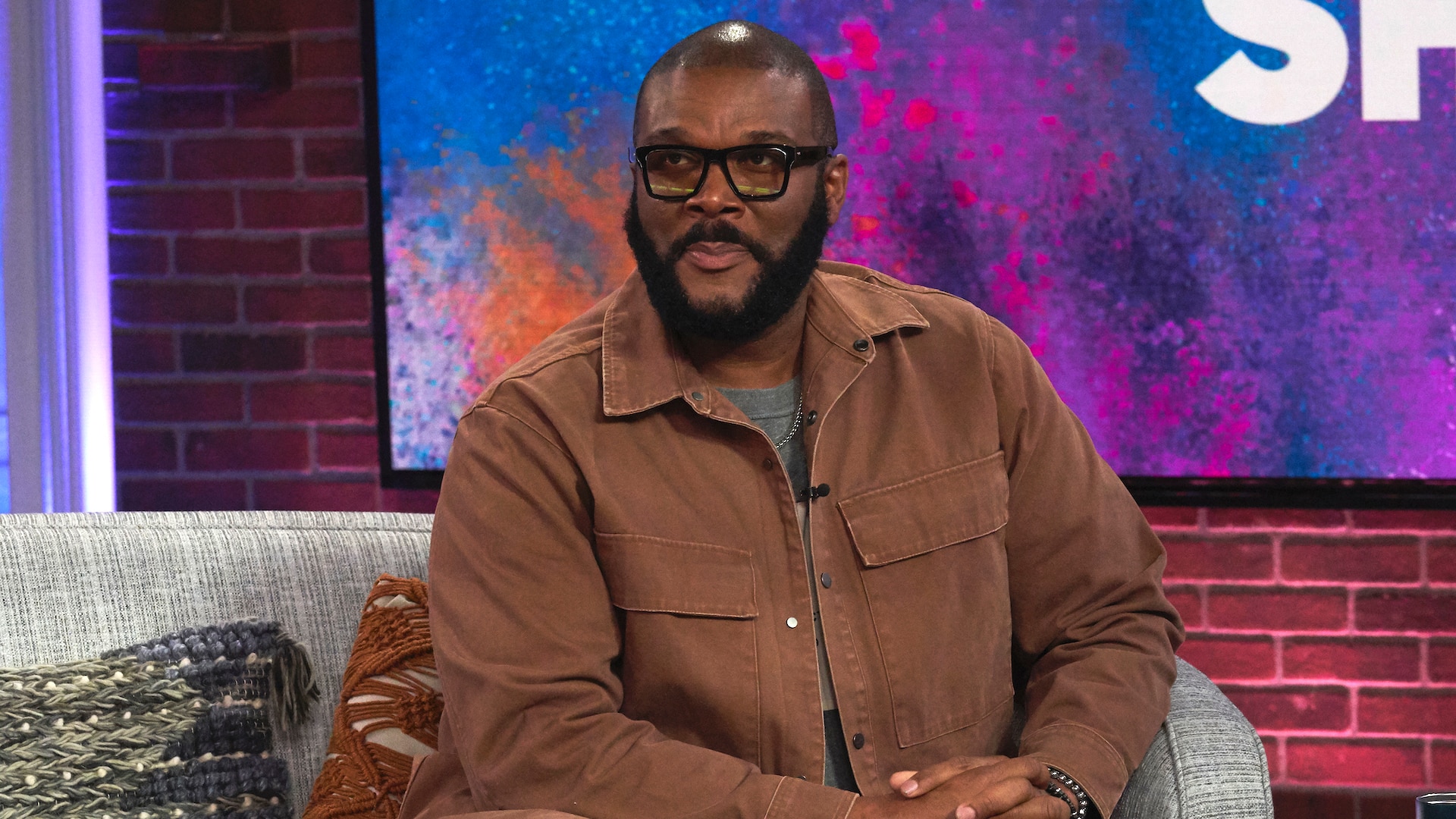 Watch The Kelly Clarkson Show - Official Website Highlight: Tyler Perry ...