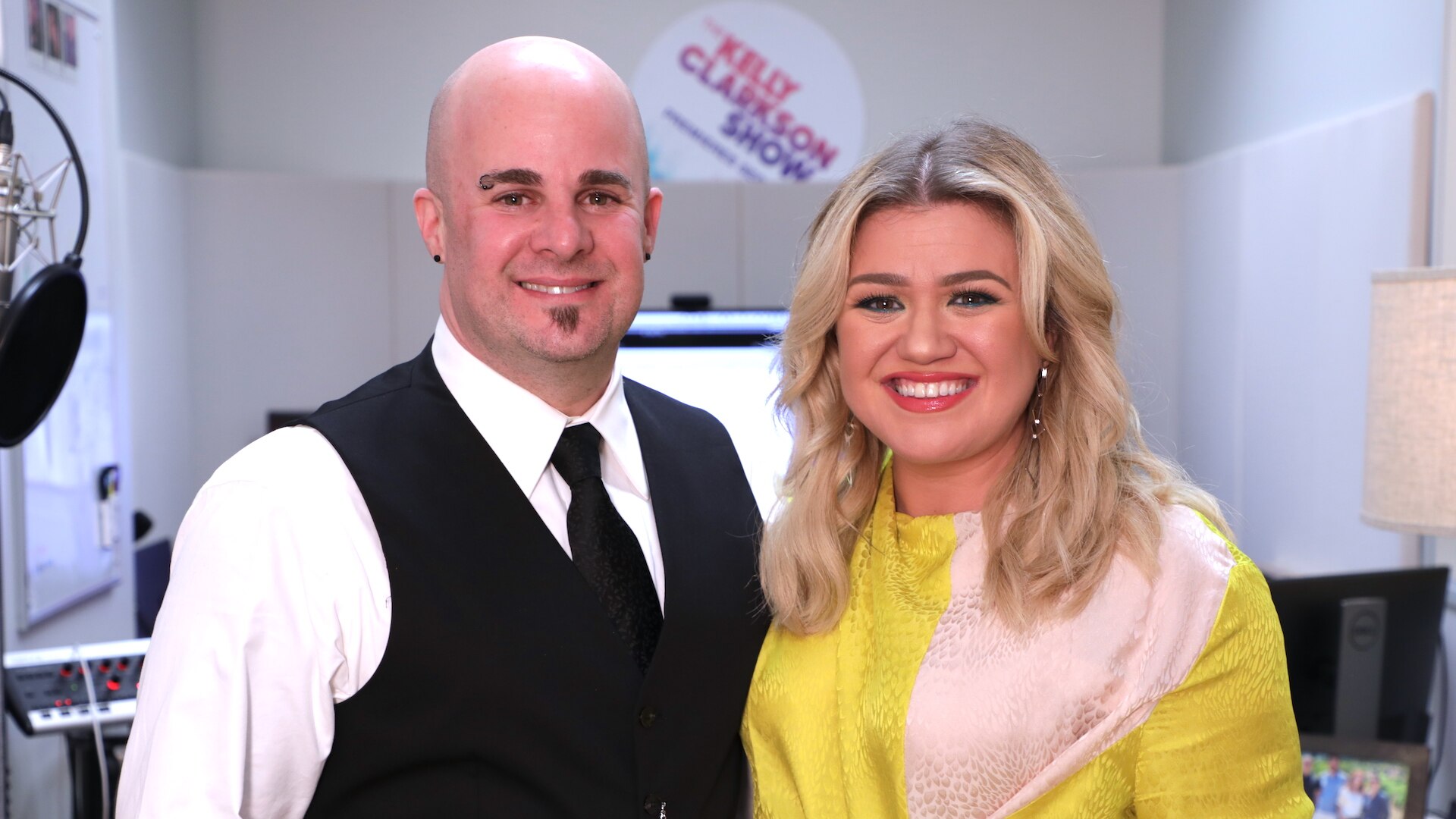 Watch The Kelly Clarkson Show - Official Website Highlight: Kelly ...