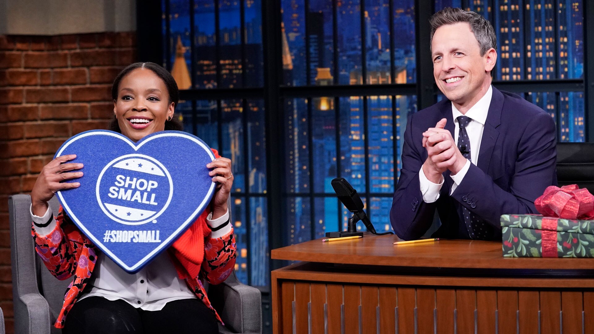 Watch Late Night with Seth Meyers Highlight: Seth and Amber Celebrate ...