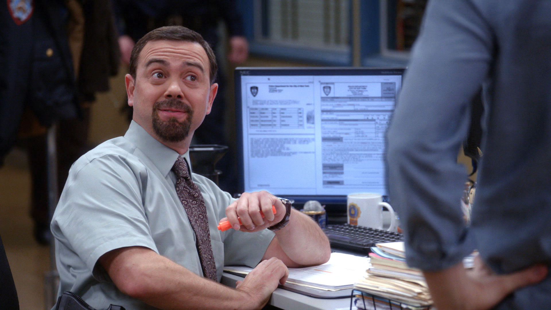 Watch Brooklyn Nine-Nine Highlight: Cold Open: Boyle's Goatee, Bianca ...