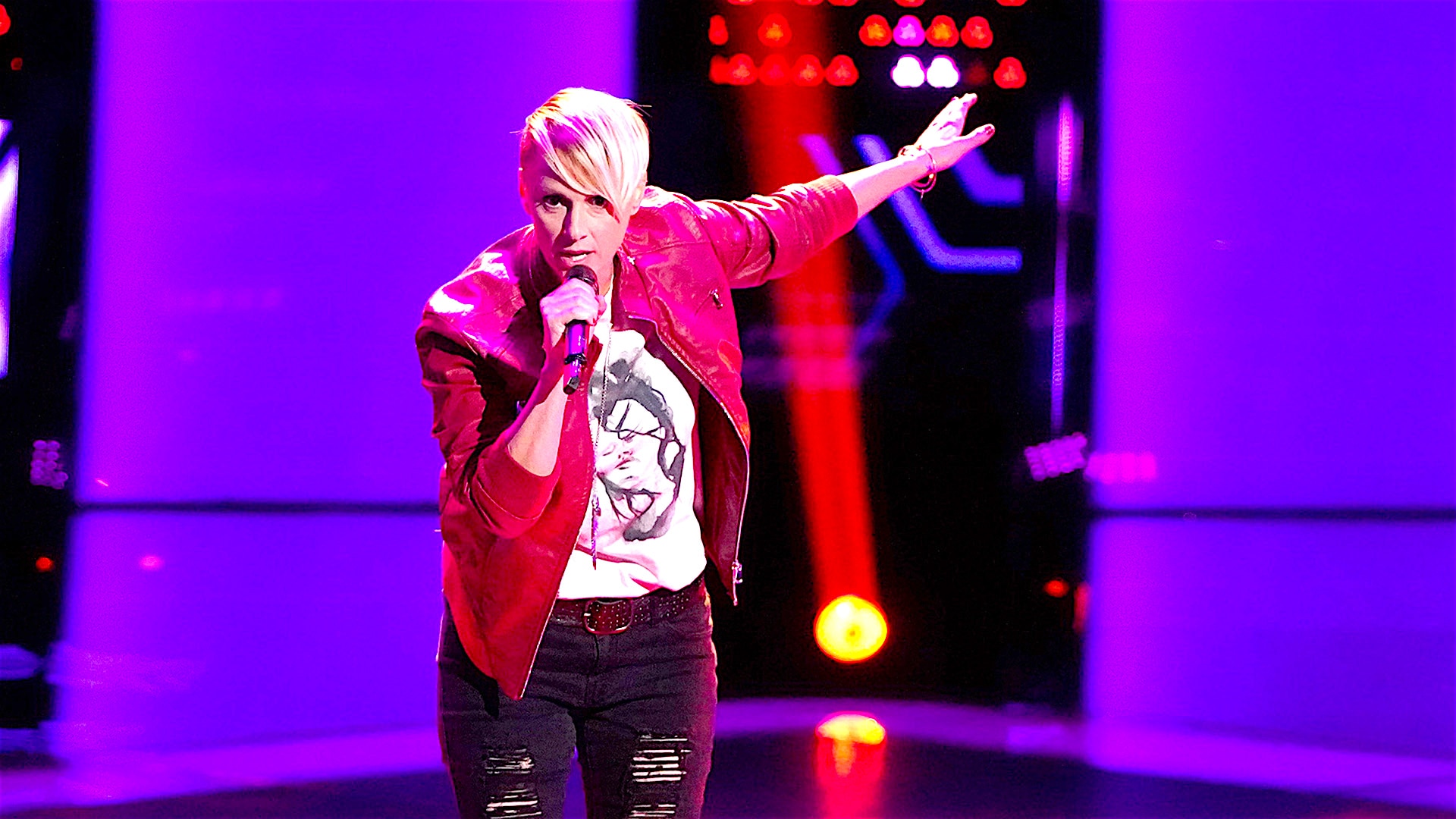 Watch The Voice Highlight: Betsy Ade - Blind Auditions - NBC.com