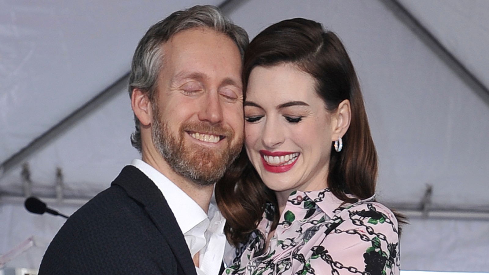 Watch Access Hollywood Interview: Anne Hathaway Cuddles Up To Husband ...