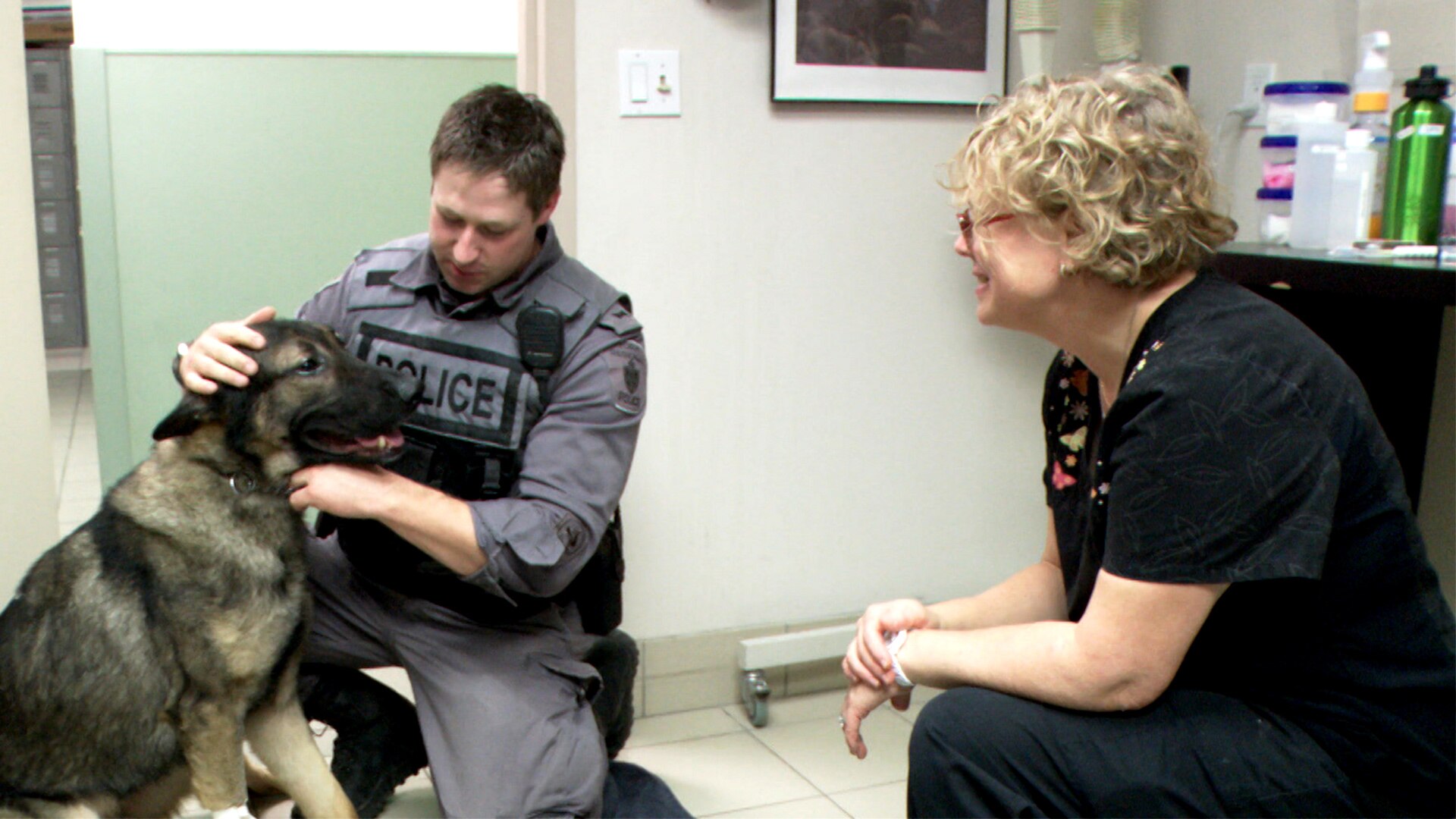 Watch Vets Saving Pets Episode: A Matter of Life and Breath - NBC.com