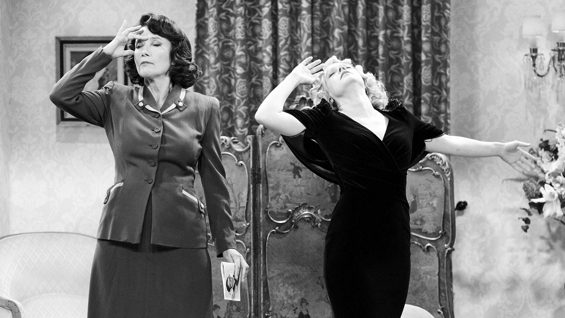 Watch Saturday Night Live Highlight Actress Scene NBC