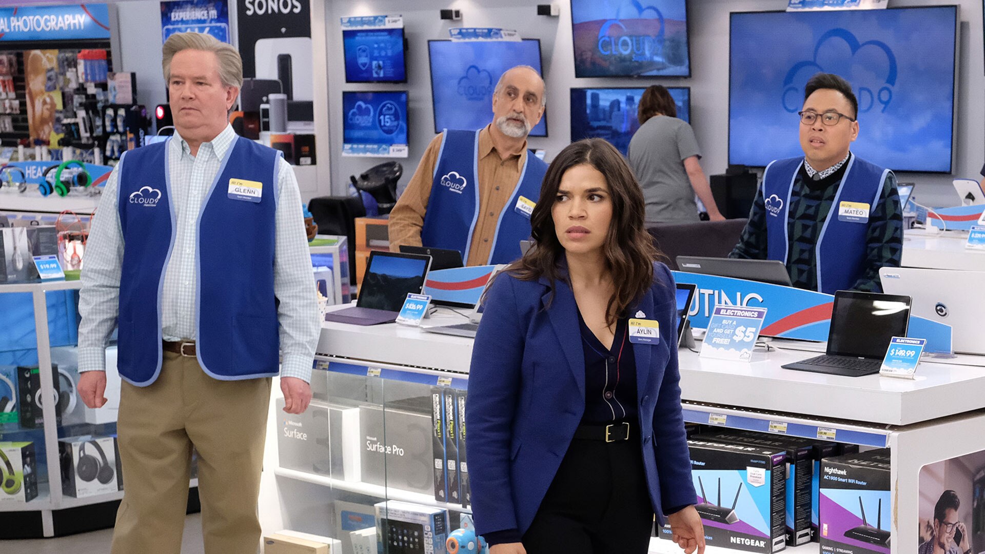 Watch Superstore Episode: Employee Appreciation Day - NBC.com