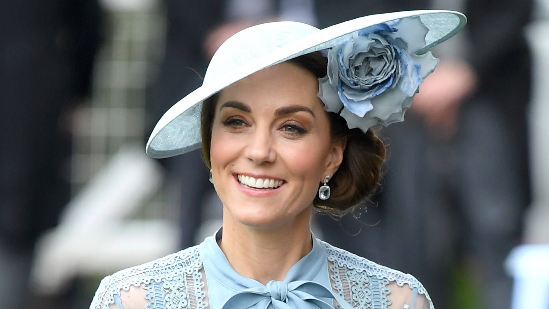 Watch Access Hollywood Interview: Kate Middleton Goes For Flower Power ...