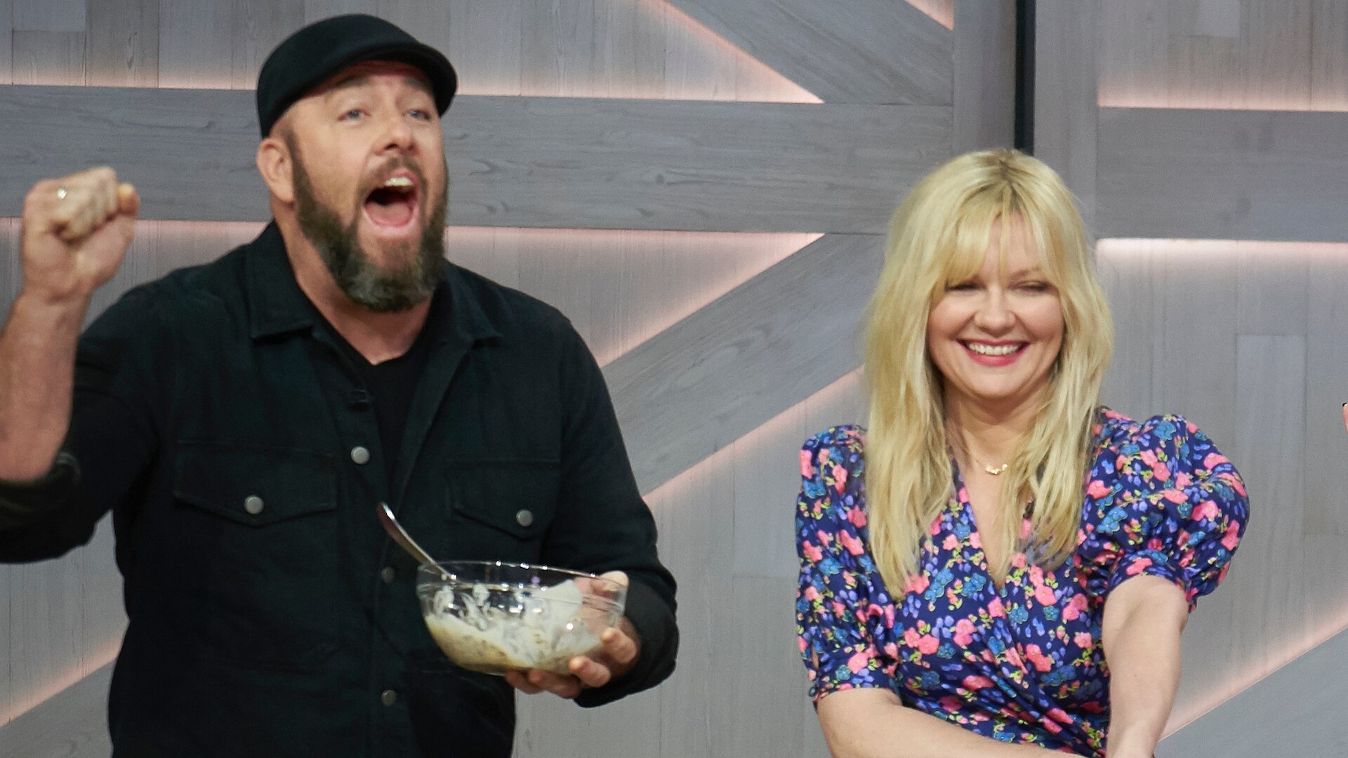 Watch The Kelly Clarkson Show - Official Website Highlight: Kirsten ...