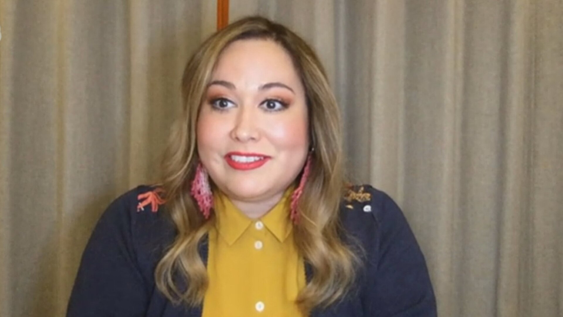 Watch En Casa con Telemundo Episode: Talento latino en Hollywood - NBC.com