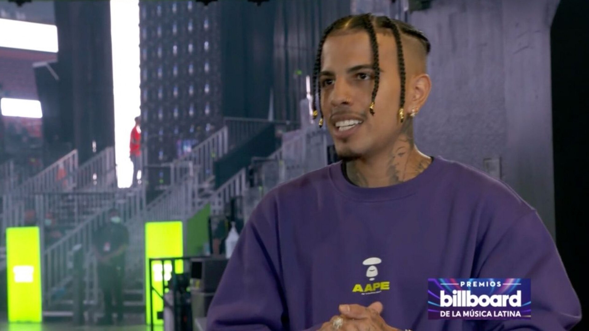 Watch Premios Billboard de la Música Latina 2021 Highlight: Entrevista: Rauw Alejandro feliz en ...