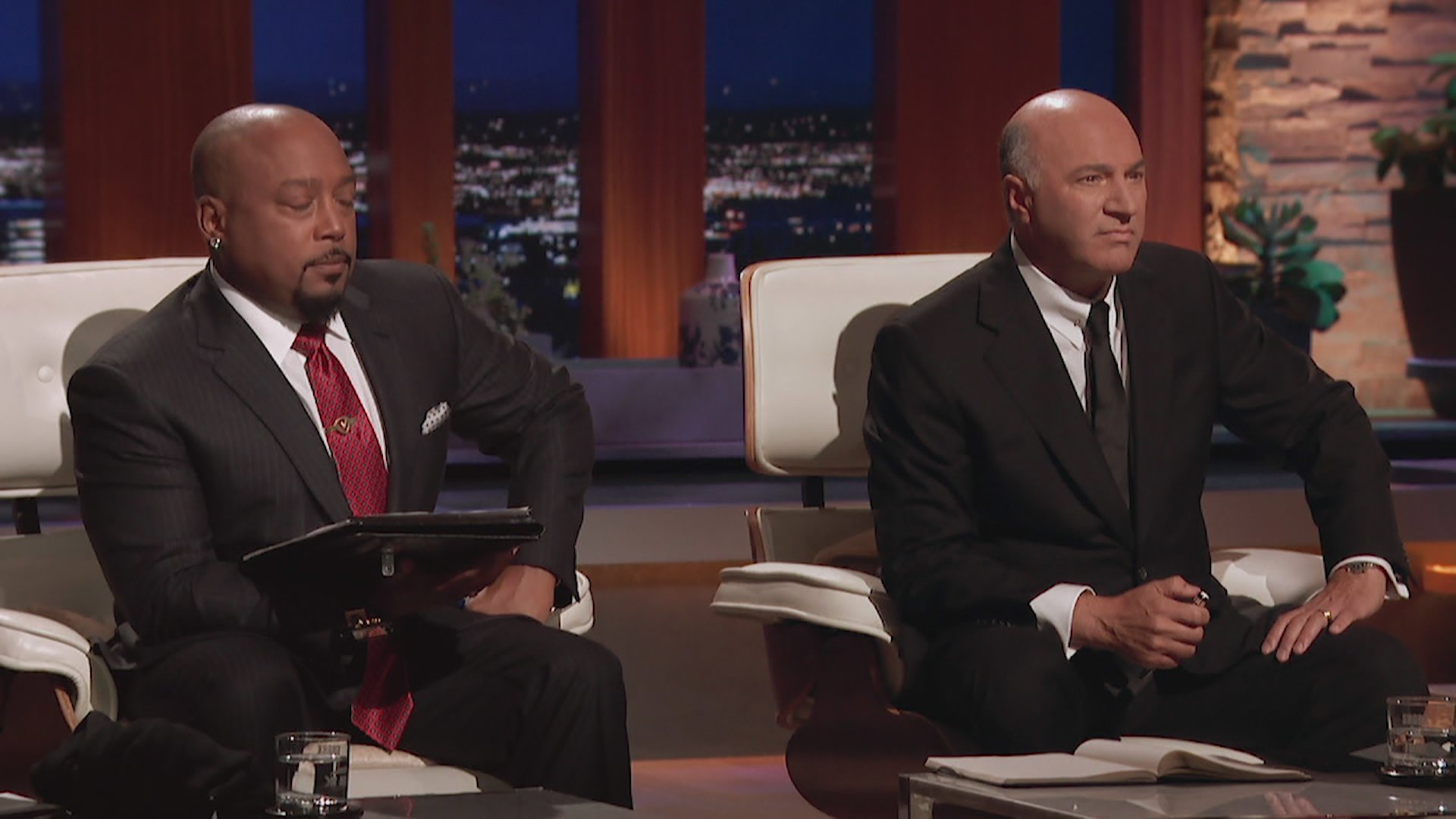 Watch Shark Tank Episode: 1023 - NBC.com