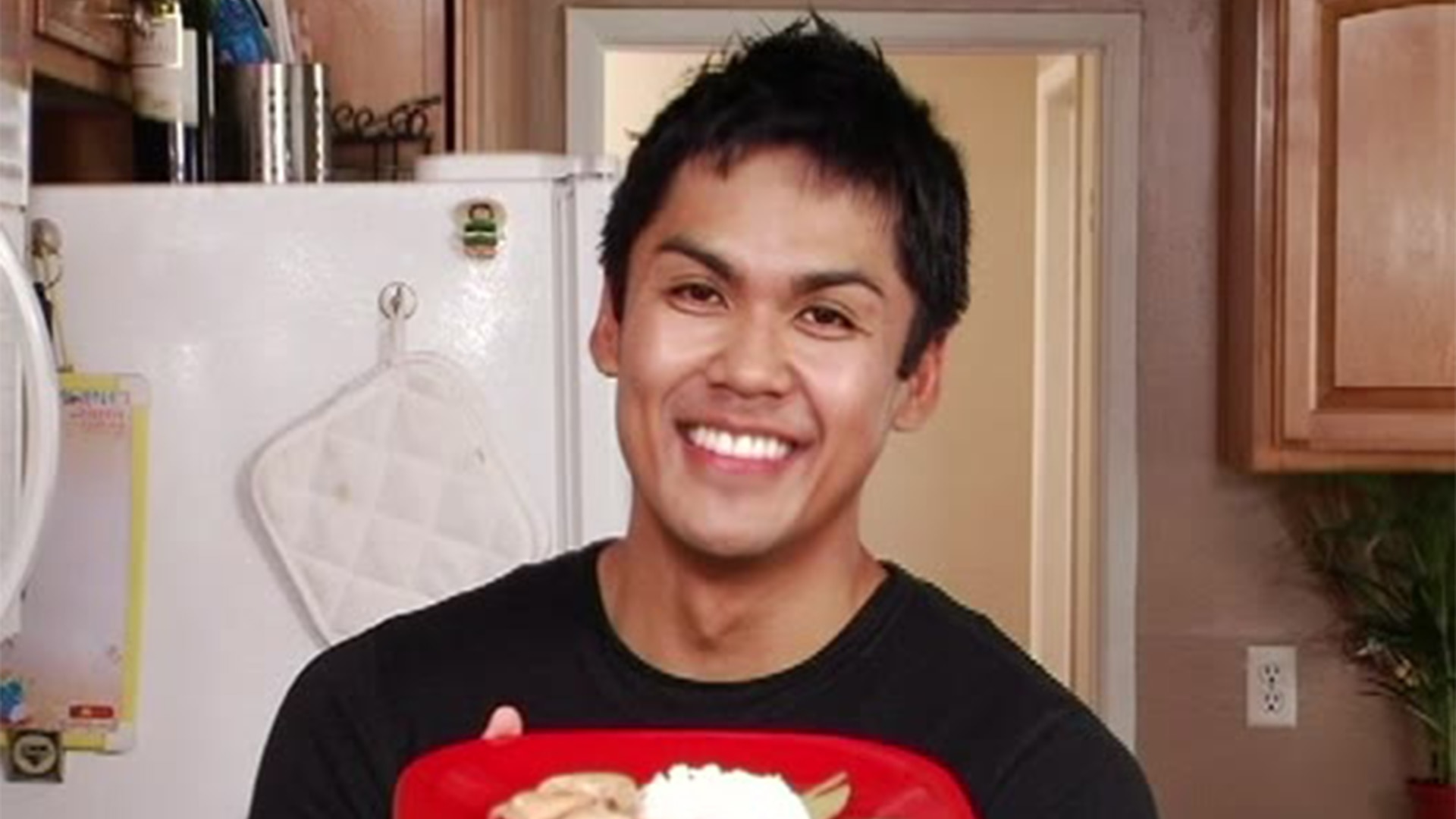 Watch Hot Guys Who Cook Episode: Hot Guys Who Cook 107 - NBC.com