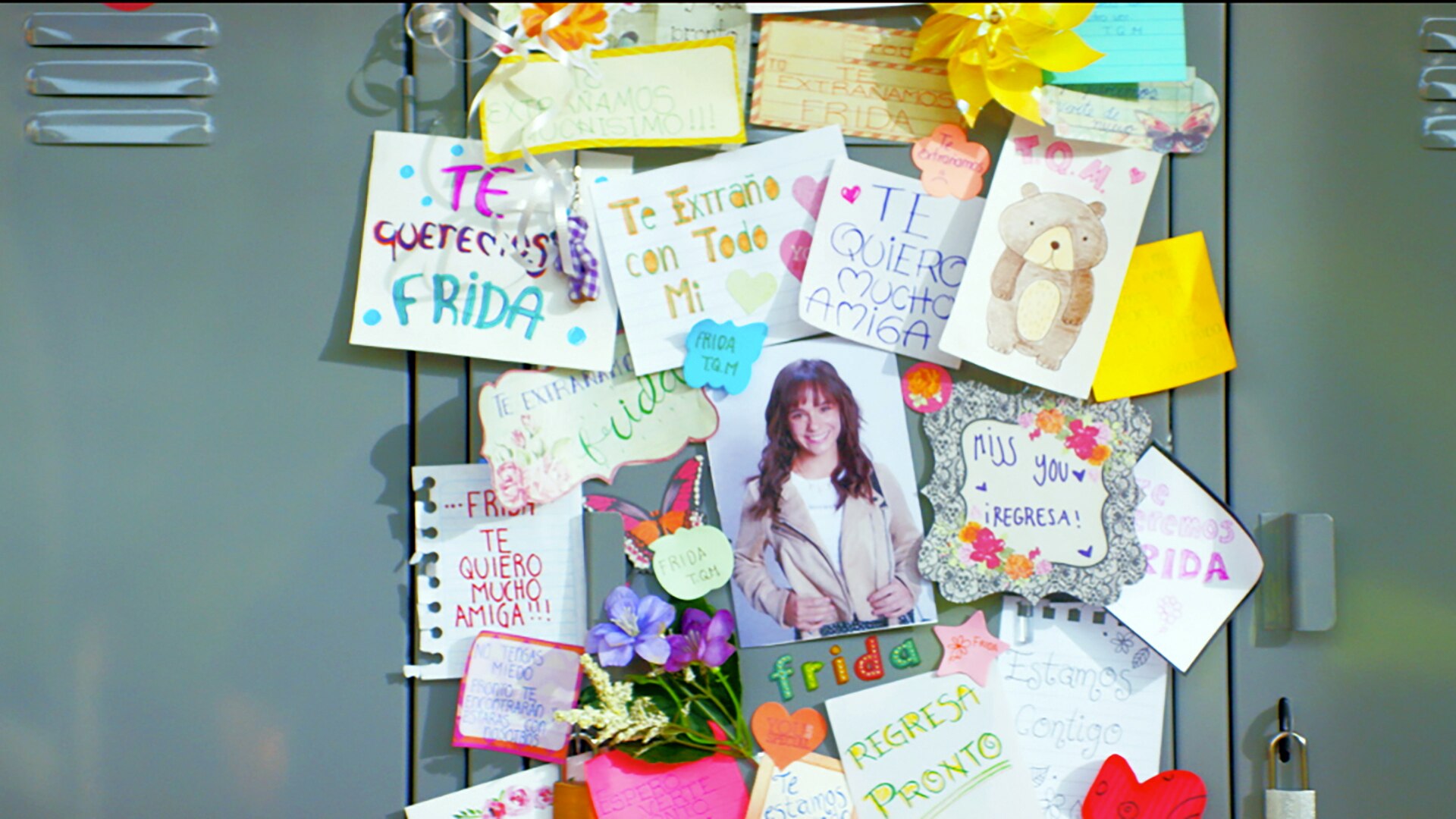 Watch Buscando A Frida Highlight: Buscando a Frida: El locker - NBC.com