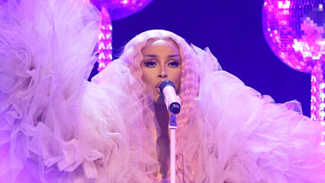 Watch The Tonight Show Starring Jimmy Fallon Highlight: Doja Cat: Say ...