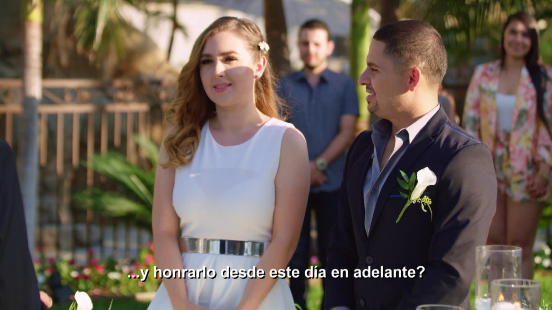 Watch Larrymania Highlight: Esposos ante la ley - NBC.com