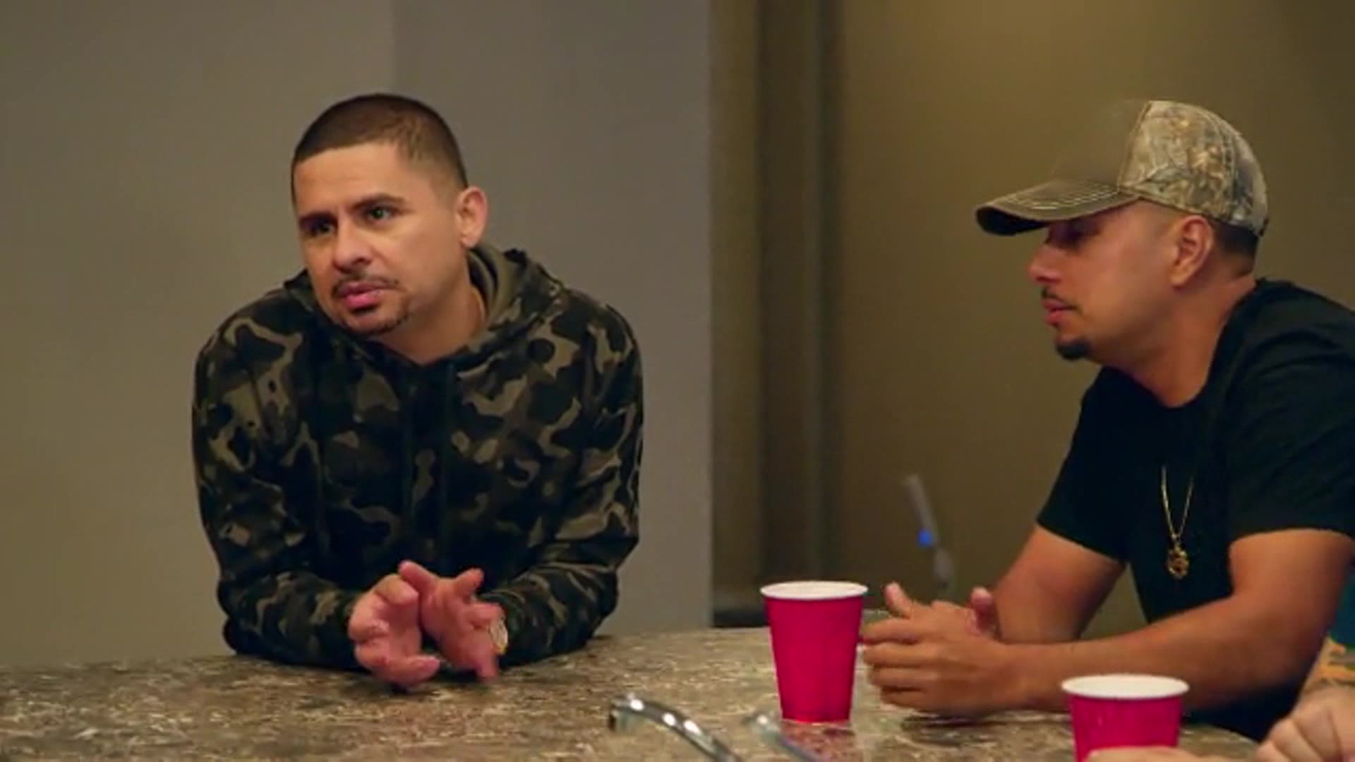 Watch Larrymania Highlight: Hombres fieles - NBC.com