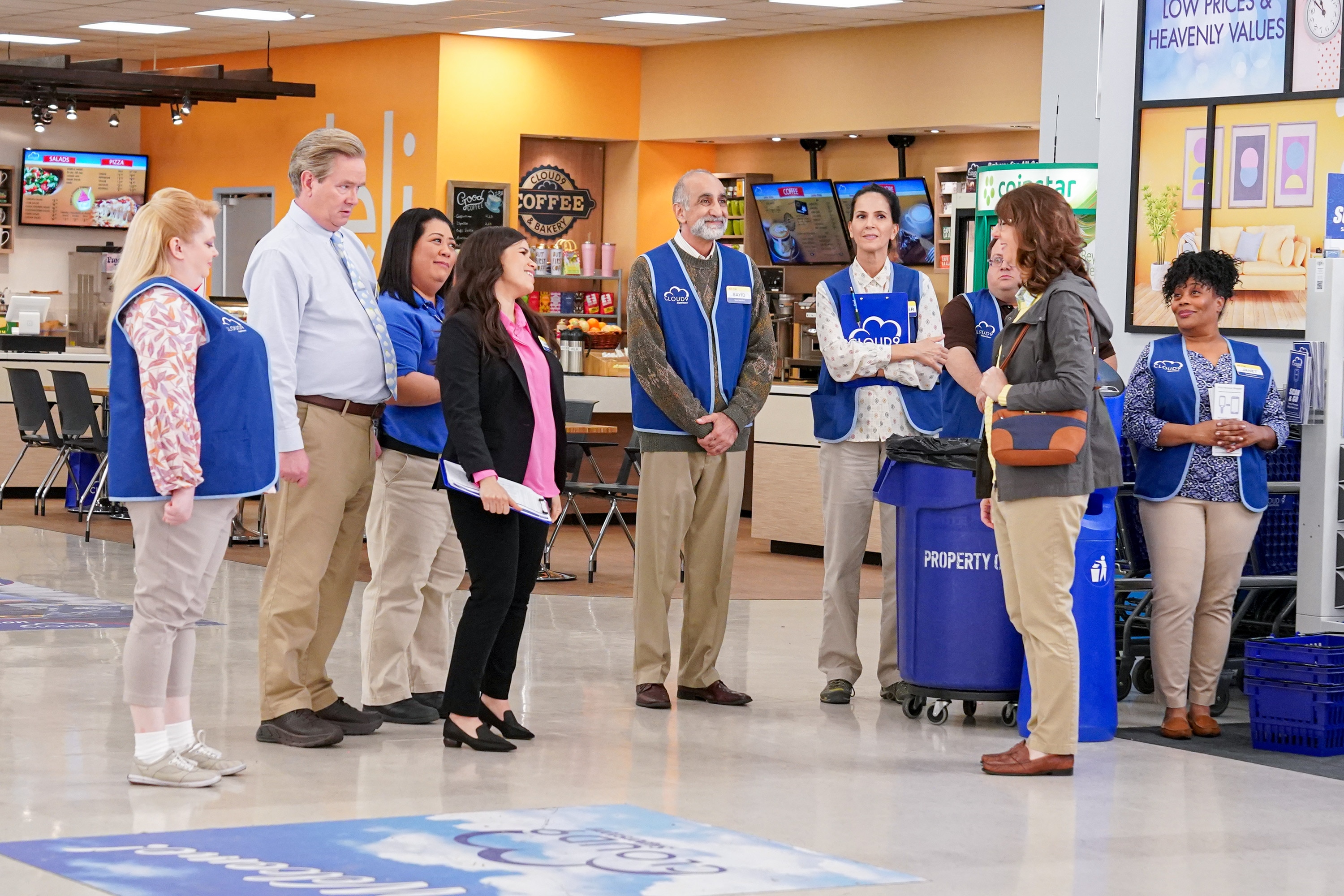 Superstore: Carol's Back Photo: 3530880 - NBC.com
