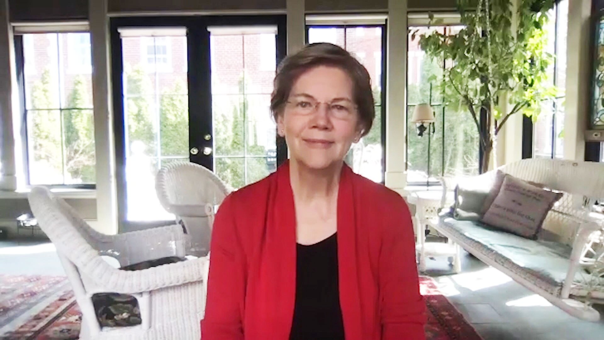 Watch Late Night with Seth Meyers Interview: Sen. Elizabeth Warren ...