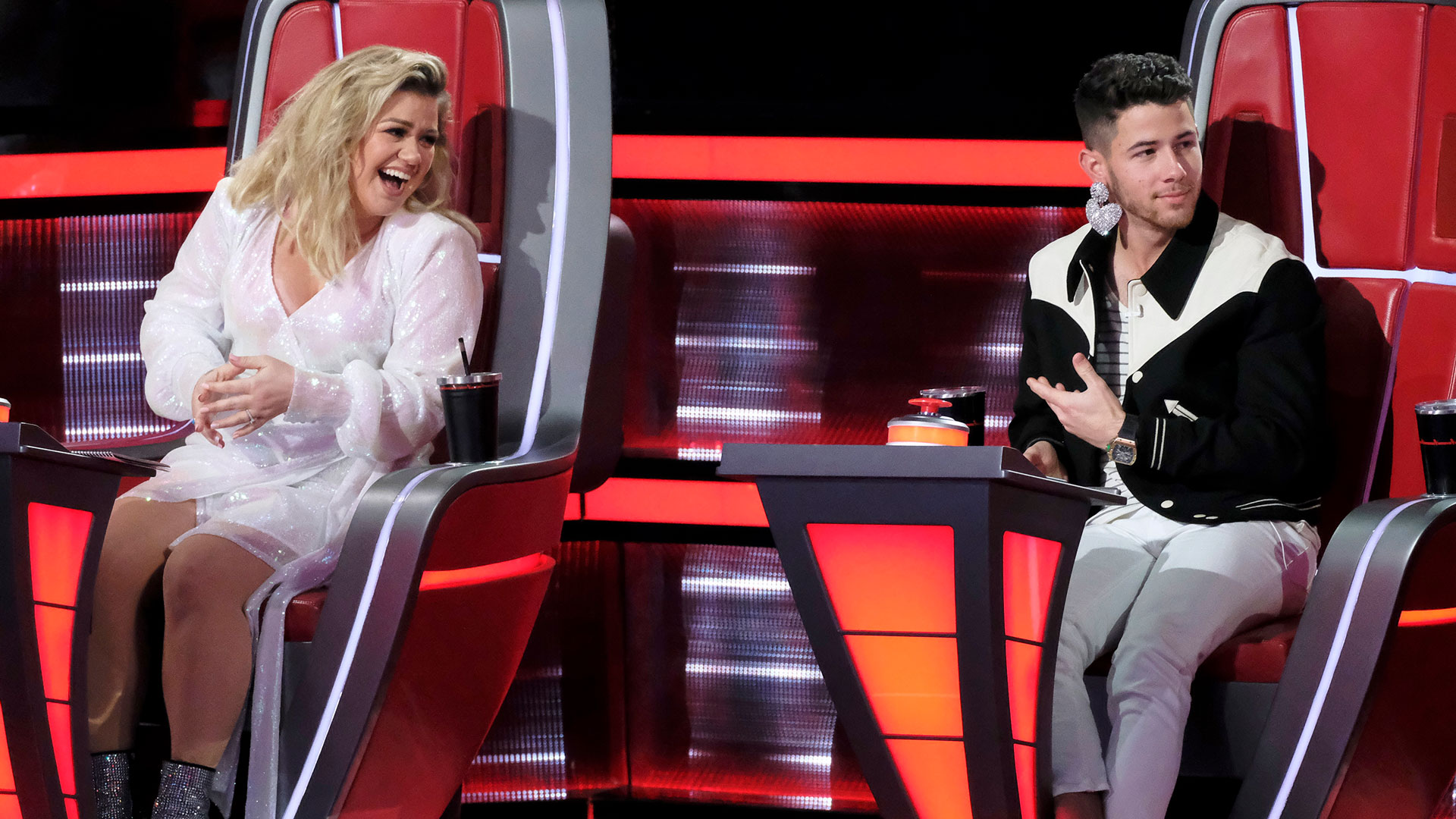Watch The Voice Episode: The Knockouts Premiere - NBC.com