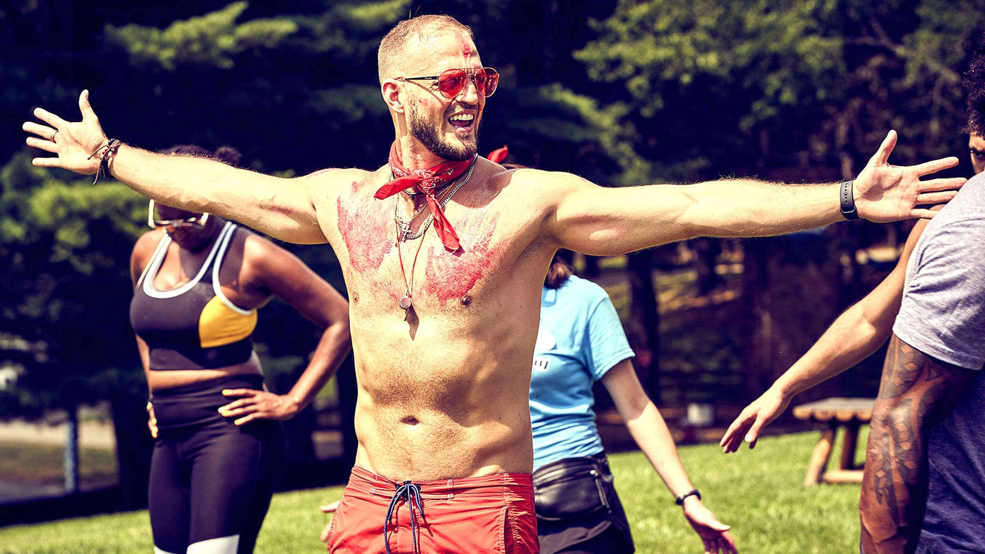 Watch Camp Getaway Sneak Peek: Go on a Getaway With an Exclusive First ...