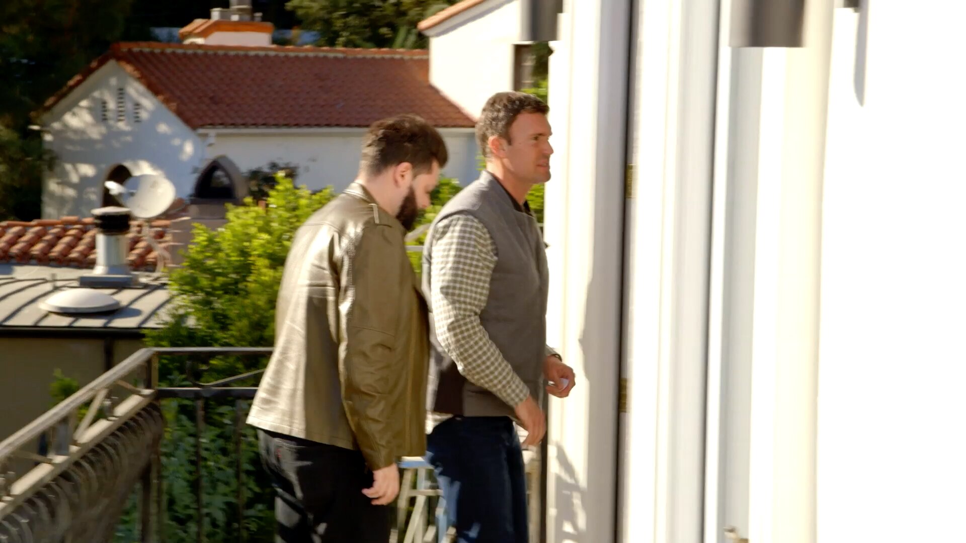 Watch Flipping Out Sneak Peek Jeff And Gage Deal With A Crazy Neighbor NBC watch-flipping-out-sneak-peek-jeff-and-gage-deal-with-a-crazy-neighbor-nbc