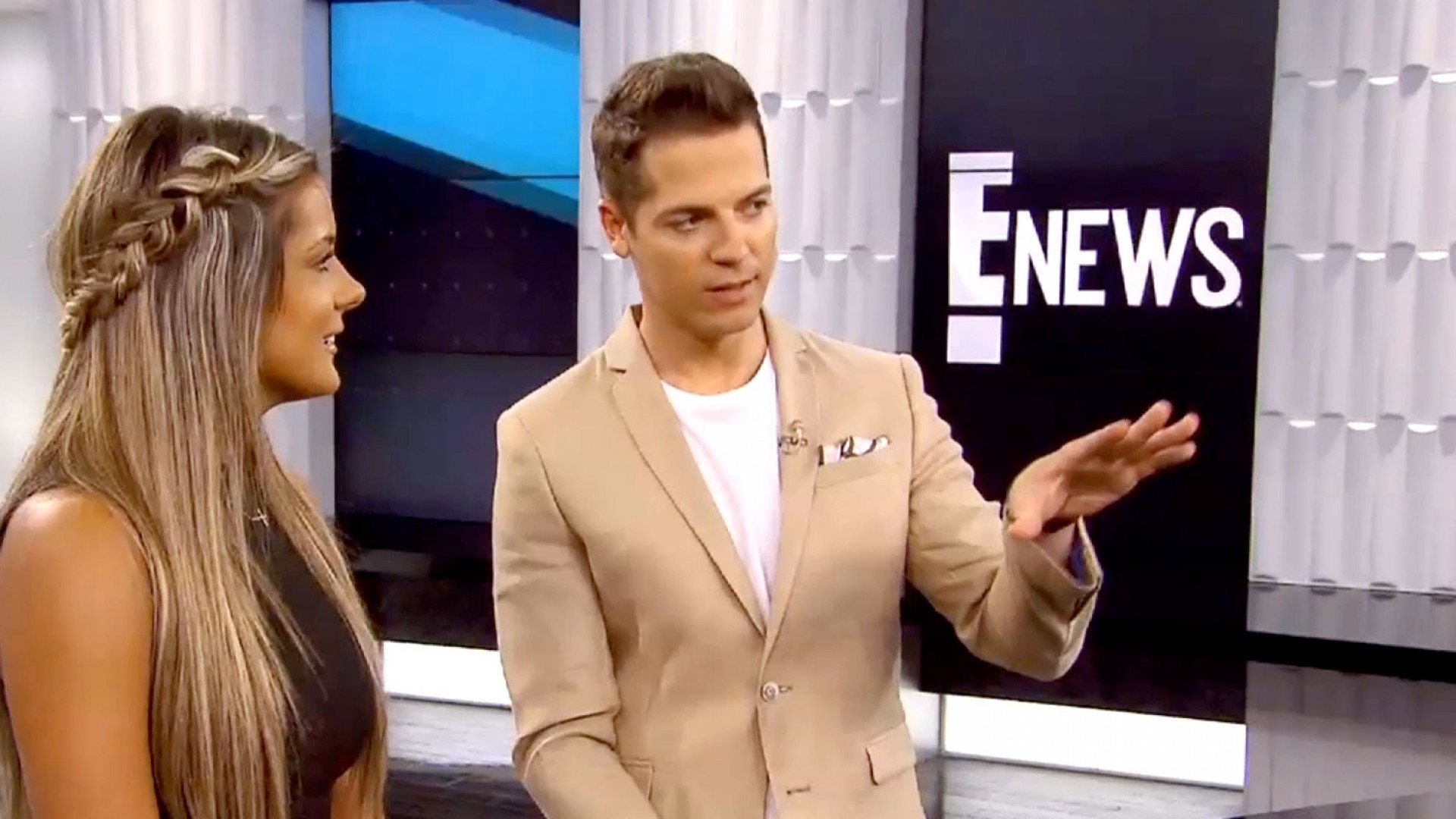 Watch Don't Be Tardy Excerpt: Is Brielle Biermann Ready to Read for E ...