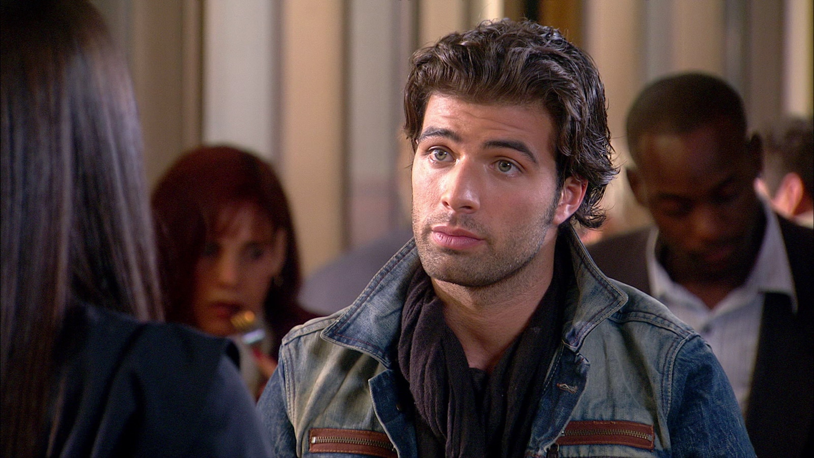 Watch Más Sabe el Diablo Episode: Manuela tiene una fe ciega - NBC.com