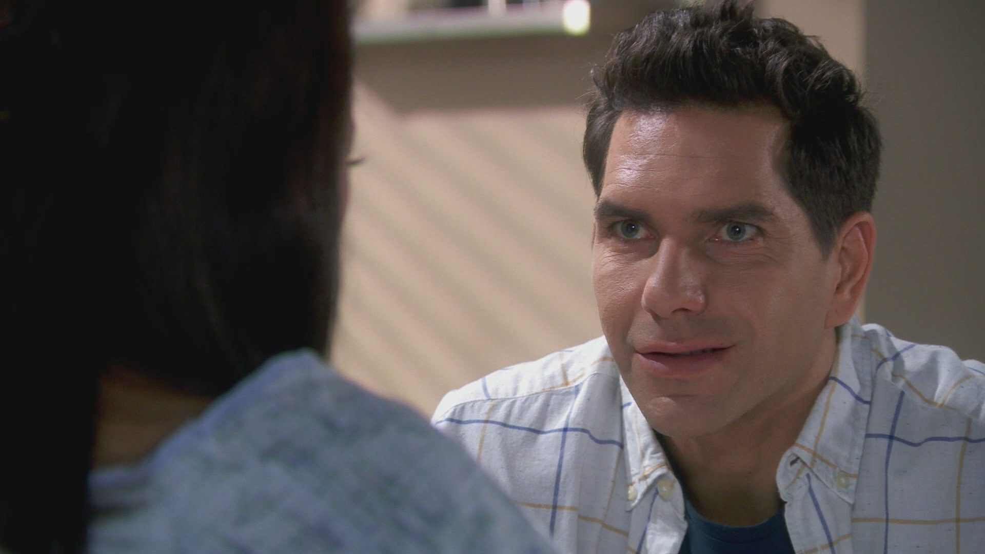 Watch Eva La Trailera Episode: Internan a Fabiolita - NBC.com