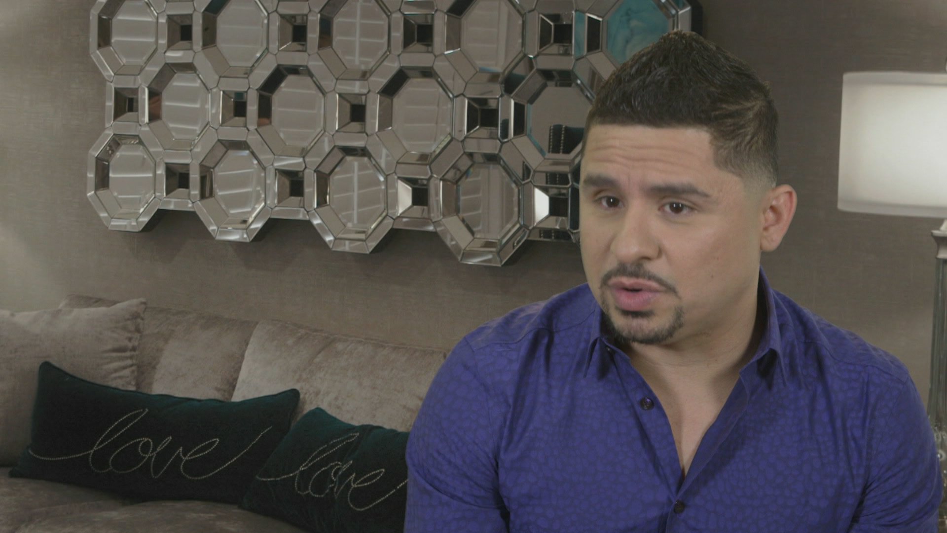 Watch Larrymania Episode: Fiesta al estilo Larry - NBC.com