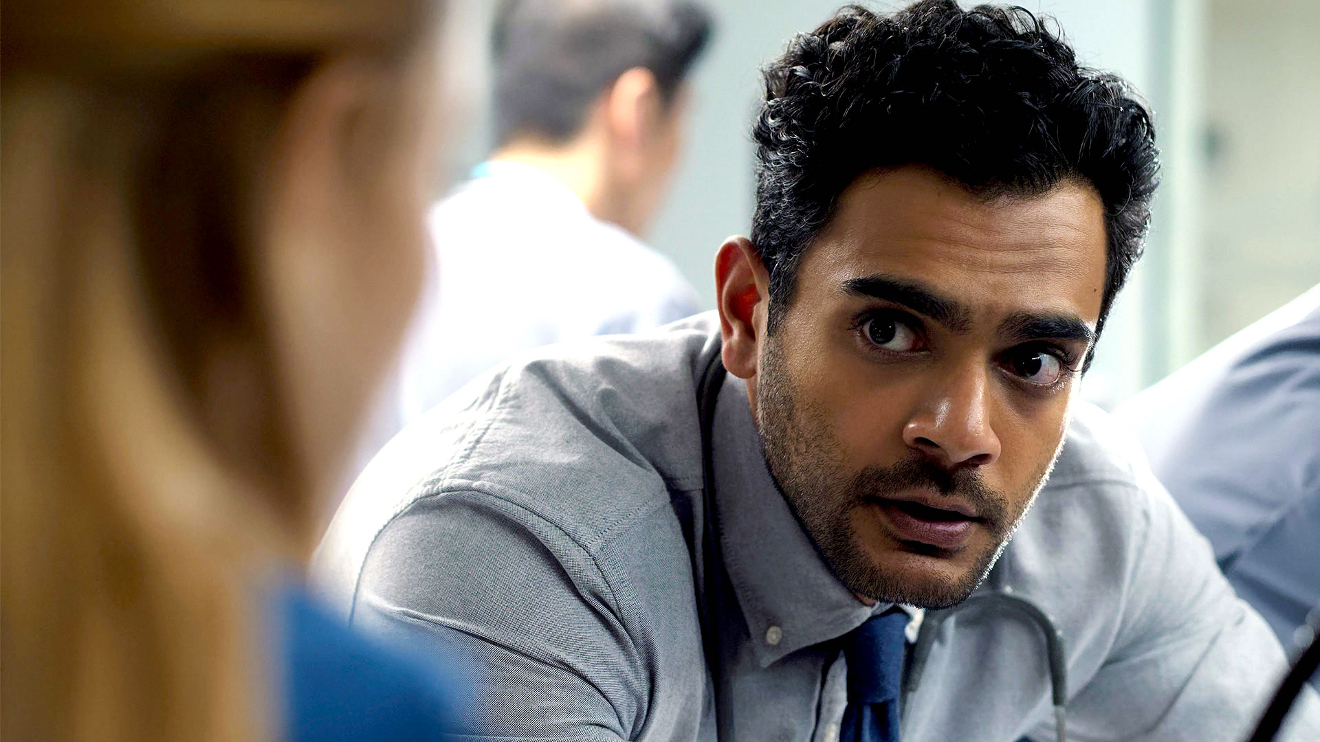 Watch Transplant Sneak Peek: Bash Is Part of the Team Now - Transplant ...