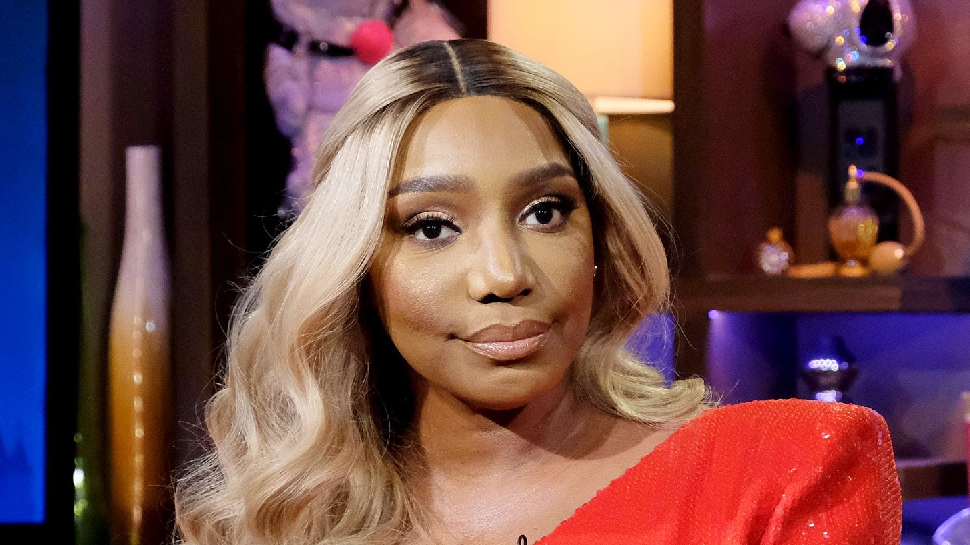 Watch Daily Pop Episode: Daily Pop 9/28 - NBC.com