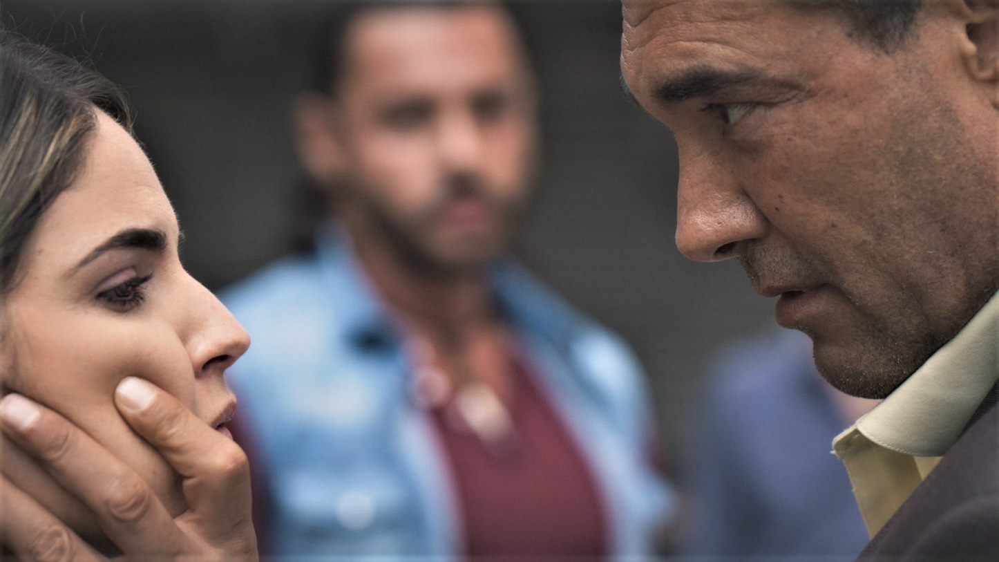 Watch Falsa Identidad Episode: Agallas - NBC.com