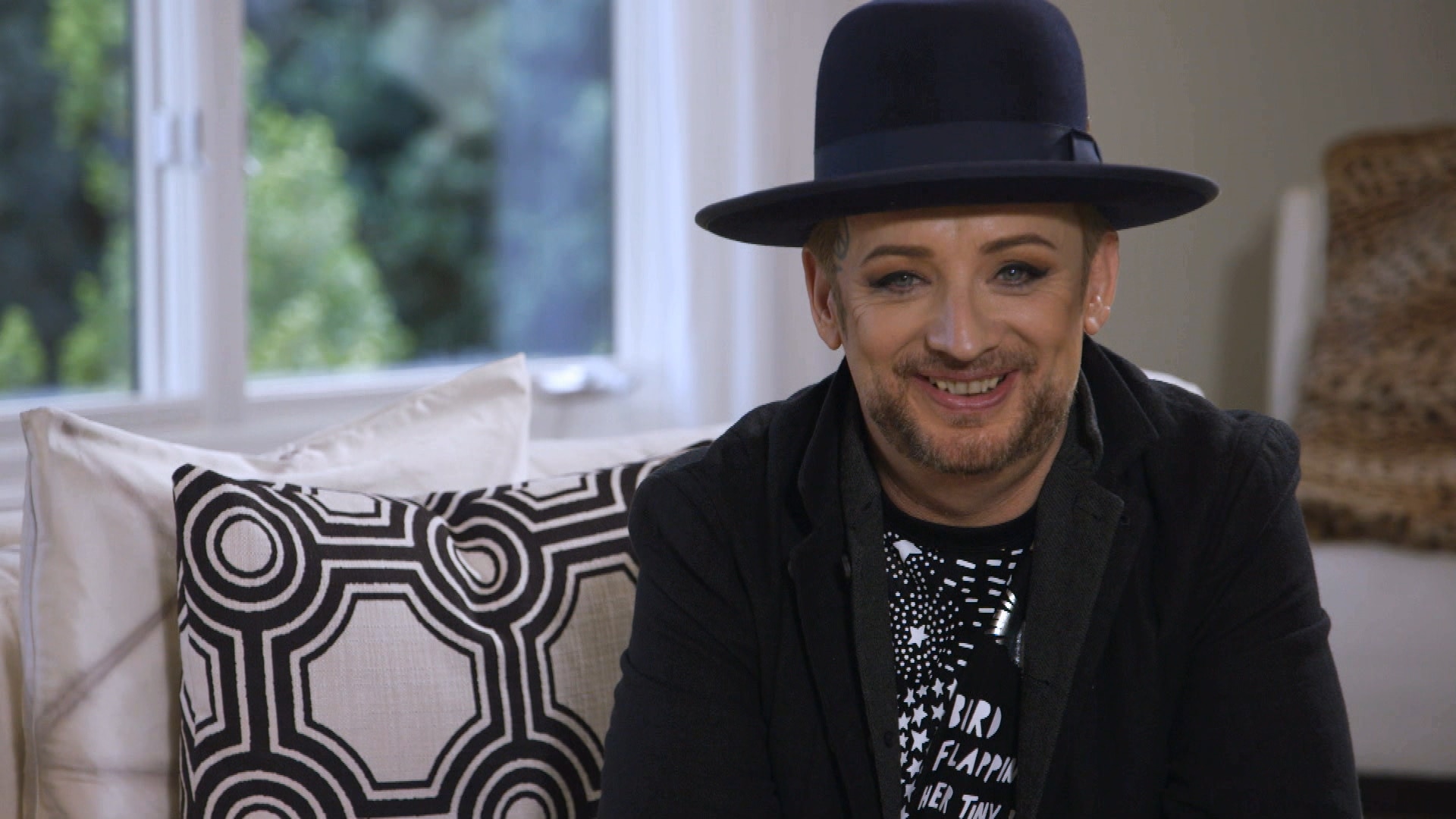 Watch Hollywood Medium With Tyler Henry Episode: DJ Qualls, Boy George ...