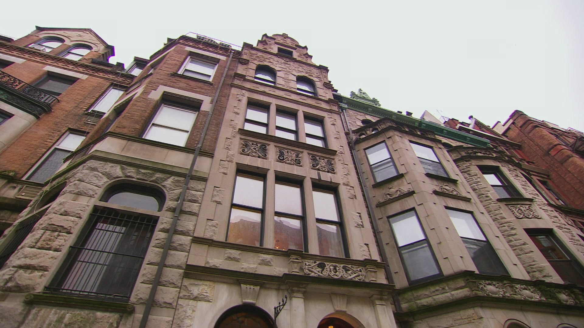 Watch Million Dollar Listing NY Episode: Under the Influencers - NBC.com Watch Million Dollar Listing NY Episode: Under the Influencers - NBC.com