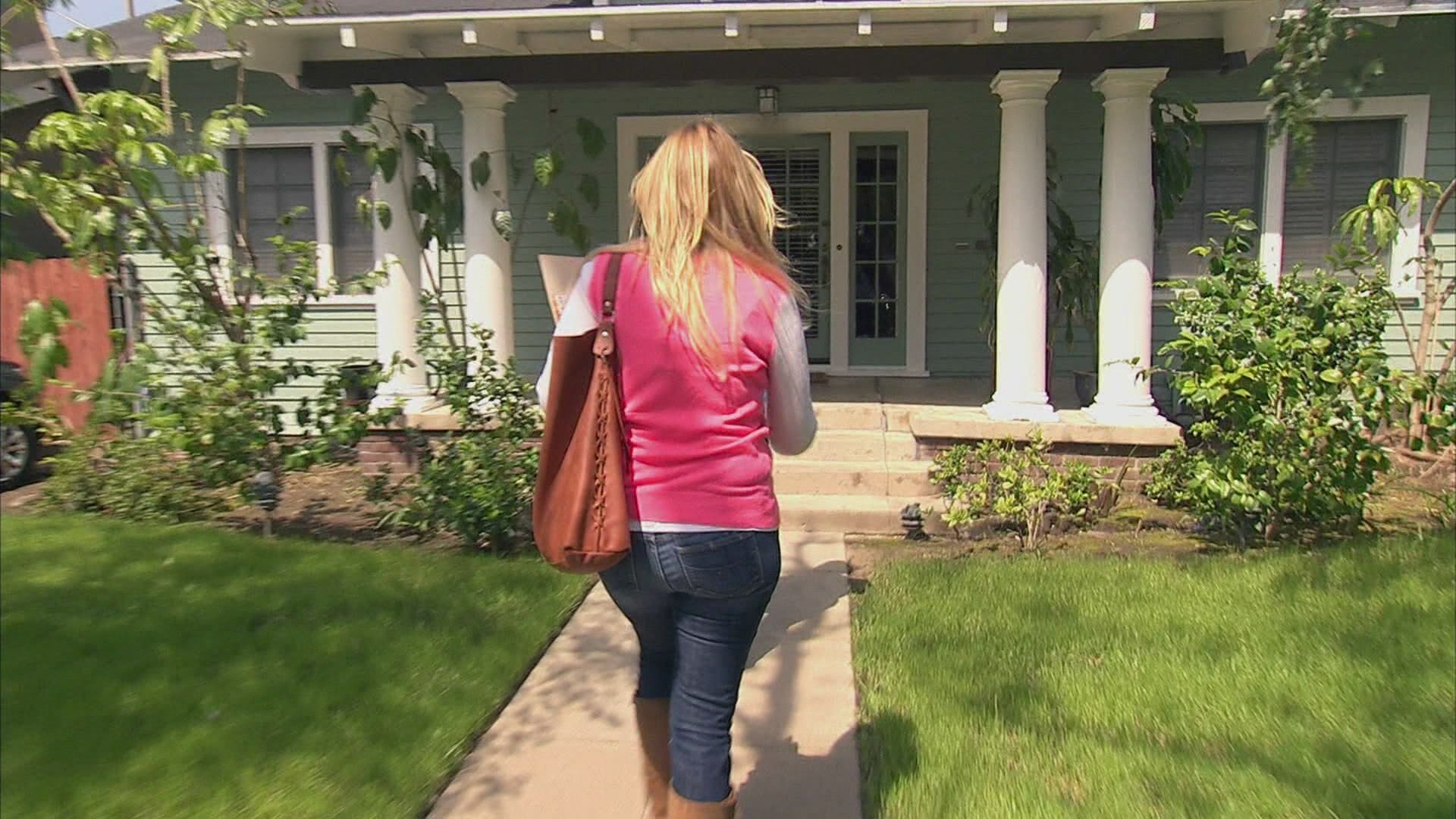 Watch Flipping Out Episode: The New Girl - NBC.com