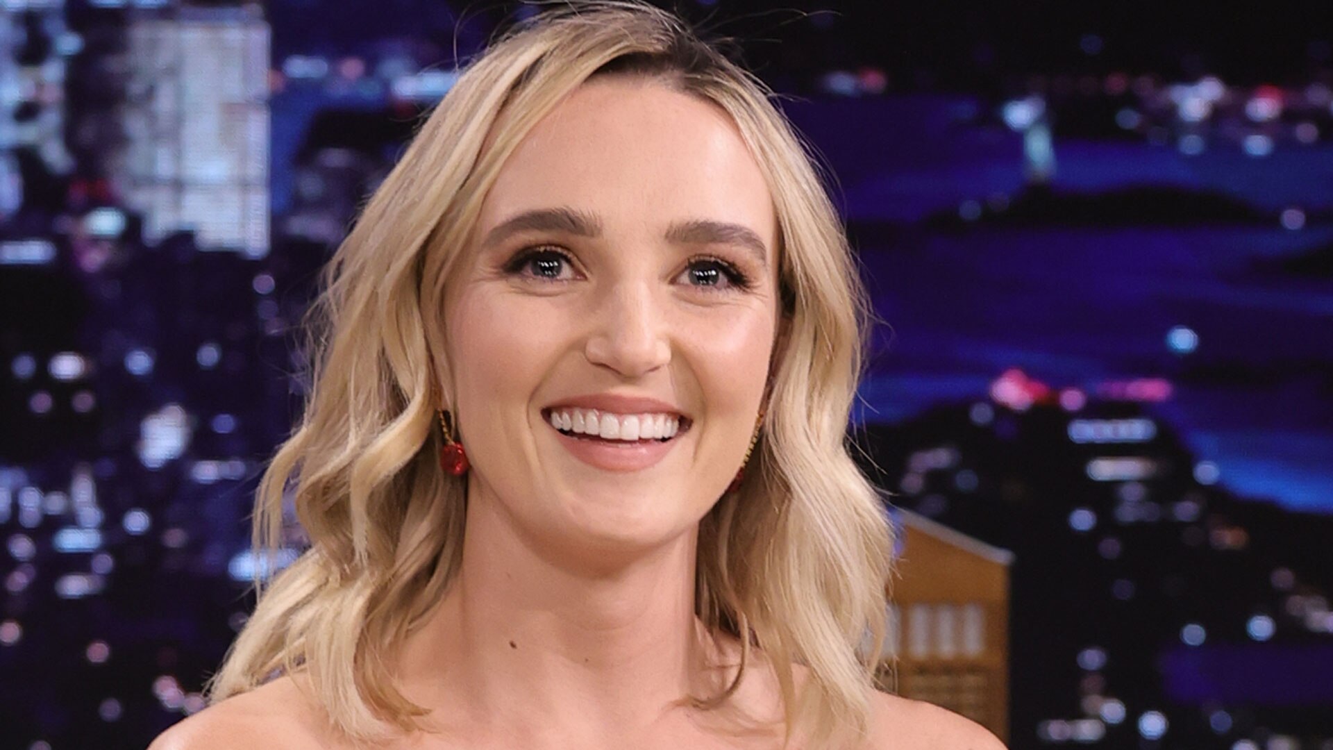 Watch The Tonight Show Starring Jimmy Fallon Highlight: Chloe Fineman ...