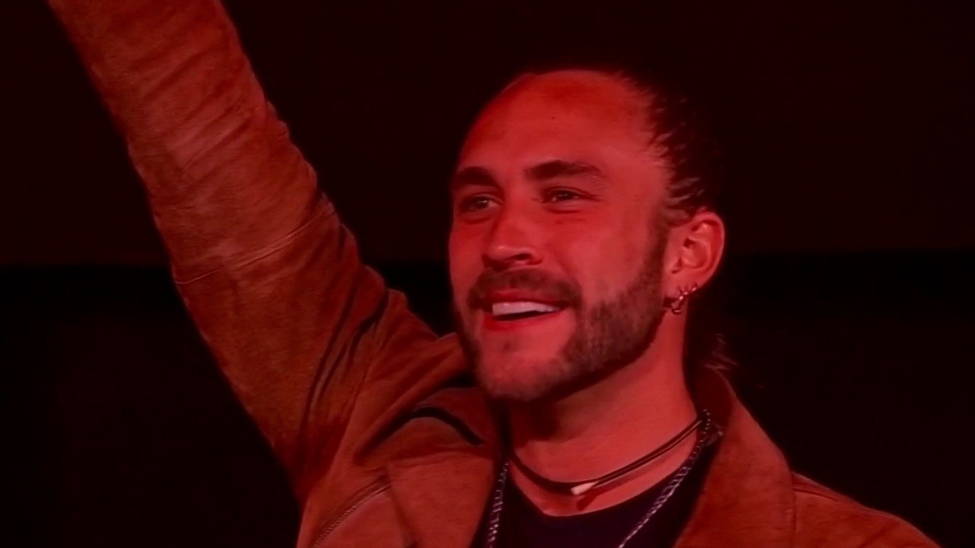 Watch Hoy Día Highlight: Roberto Romano sale de La Casa de los Famosos ...