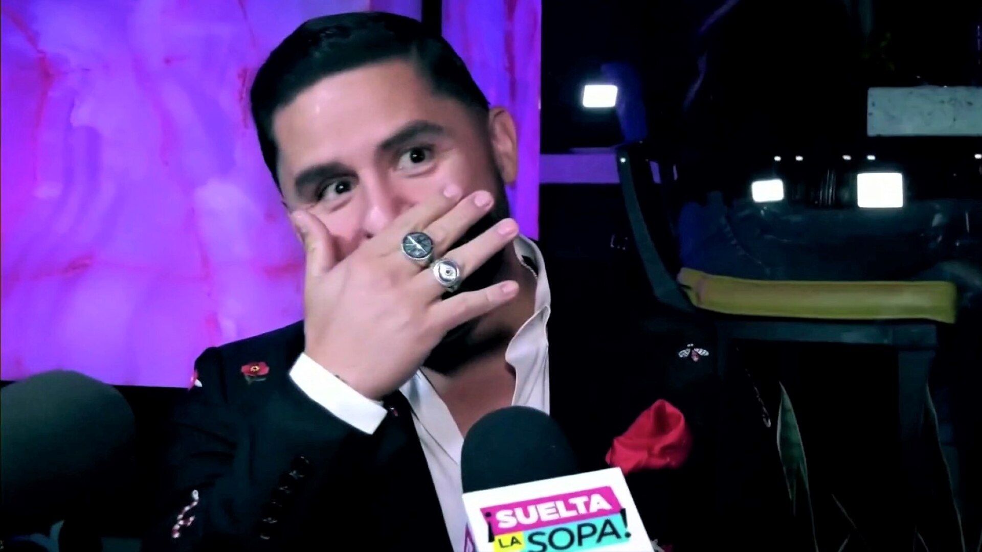 Watch Suelta La Sopa Episode: Larry Hernández se desboca - NBC.com