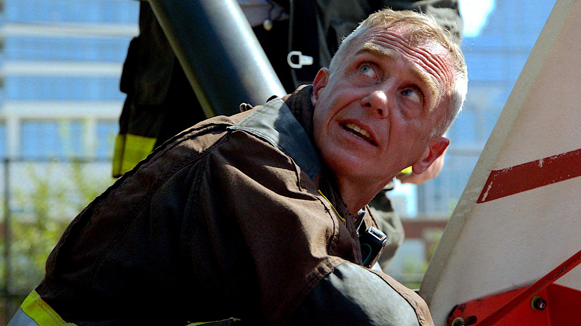 Watch Chicago Fire Highlight: Three CFD Crews Free an Impaled Victim ...